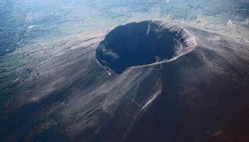 10 Most Dangerous Active Volcanoes Around The World - Curiosity Aroused